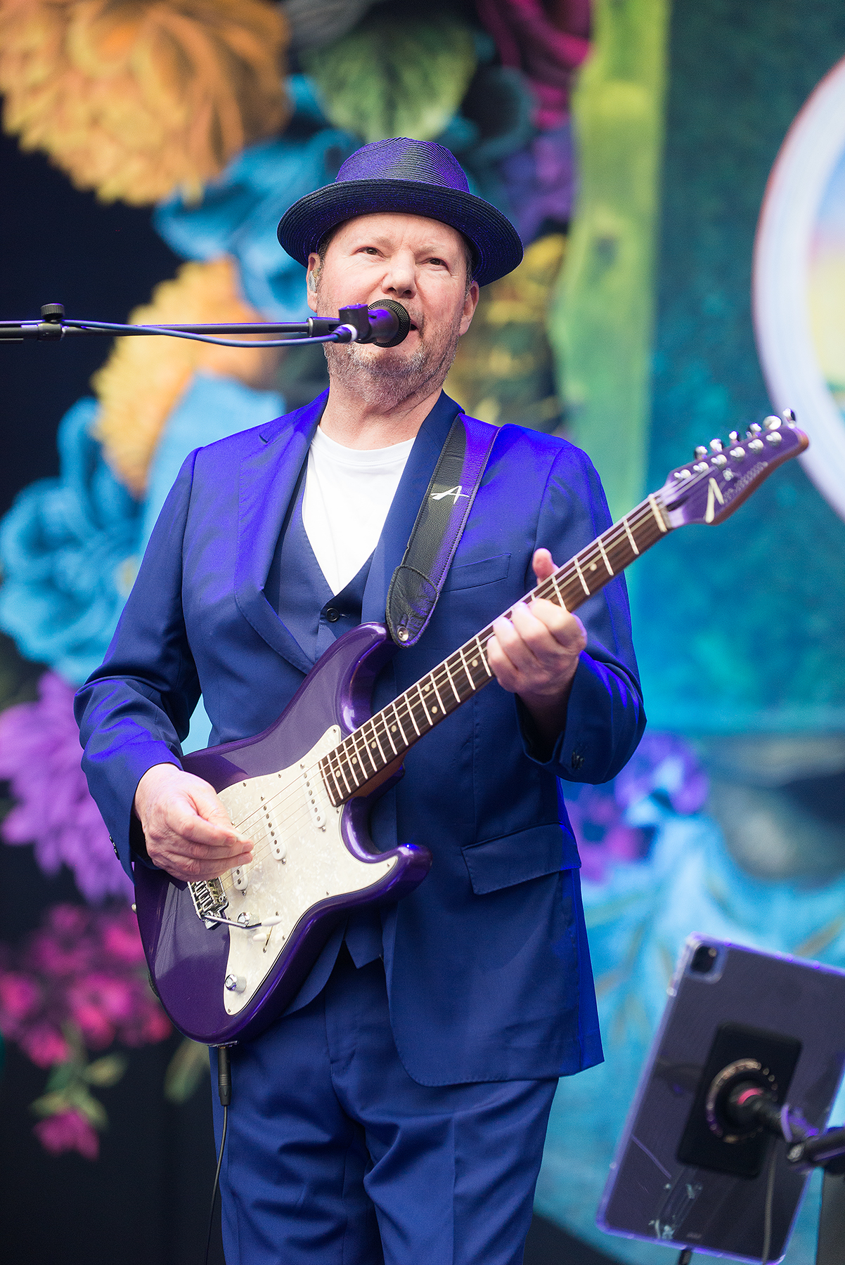 Rockaxis | Toto + Christopher Cross