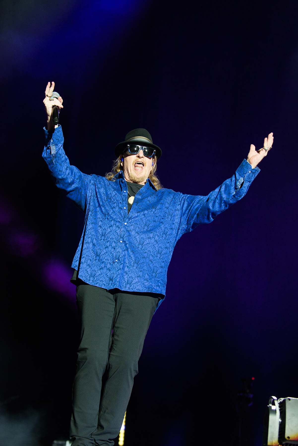 Rockaxis | Toto + Christopher Cross