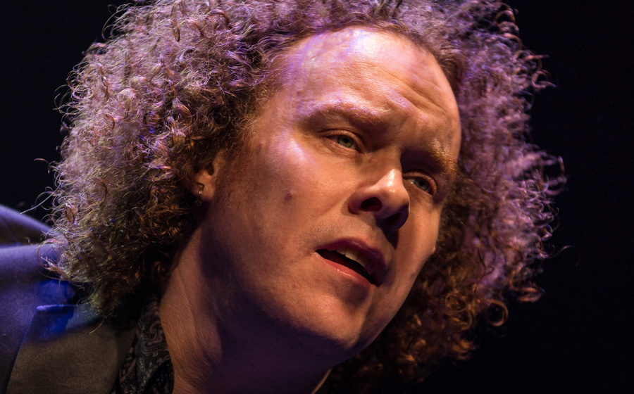 Rockaxis | Dejando Anathema atrás: Daniel Cavanagh editará un nuevo ...