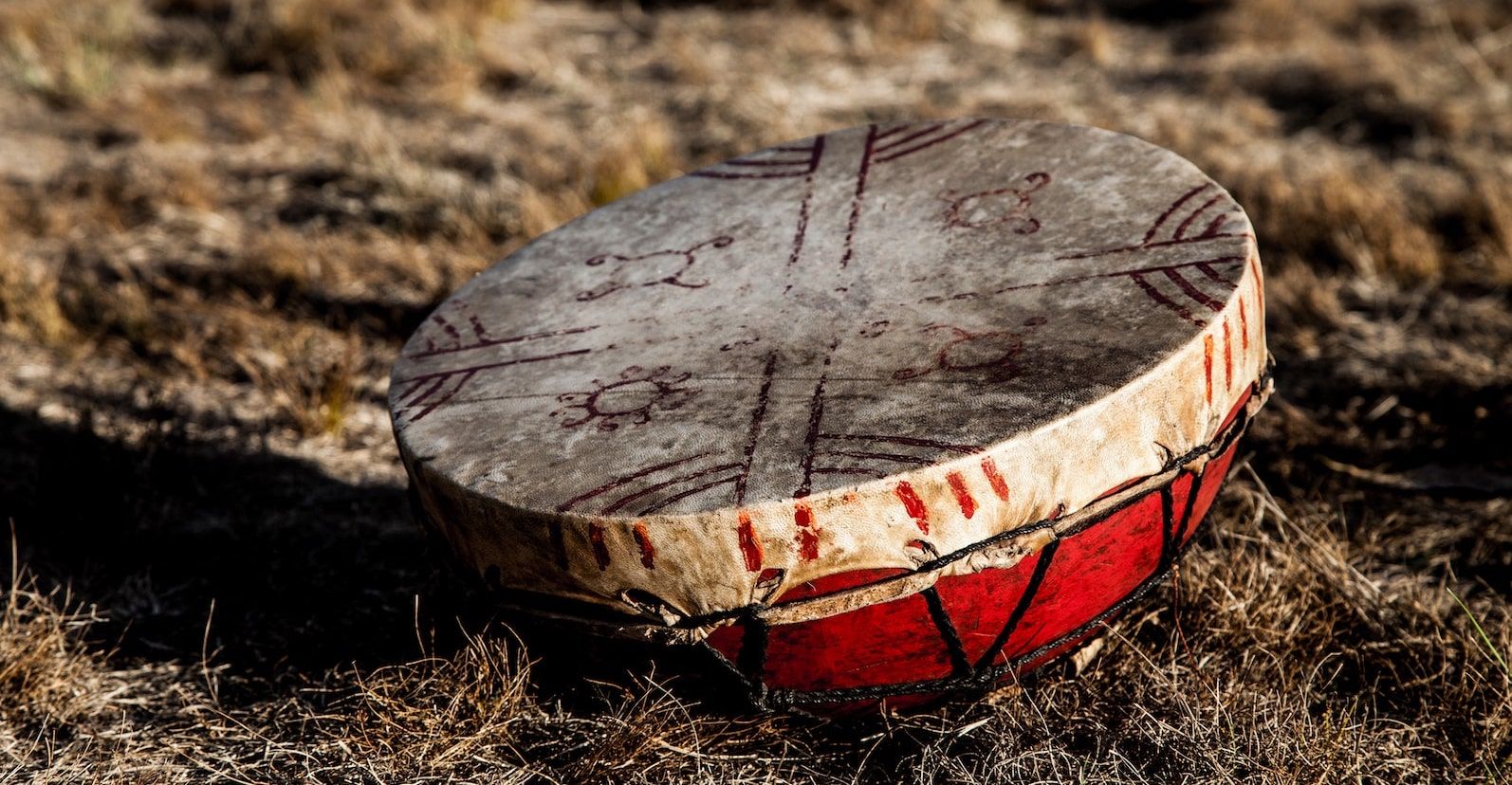 Rockaxis | La tribu al son del kultrún